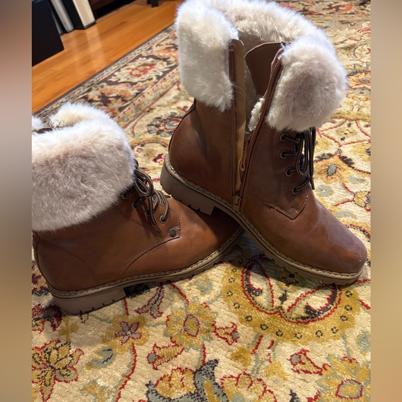 Denver Hayes | Shoes | Tan Furlined Womens T Max Boots With Retractable ...